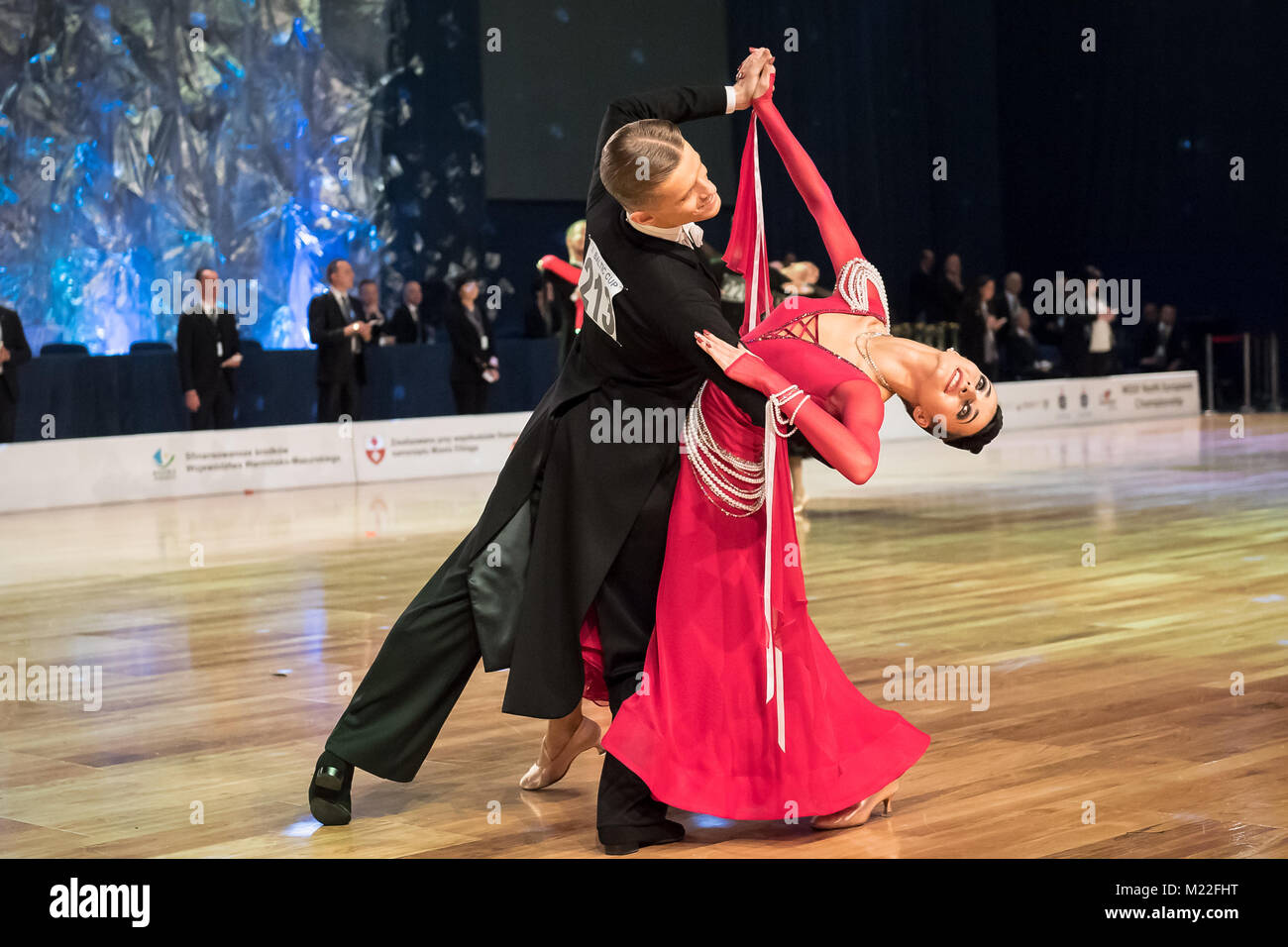 dancers dancing standard dance Stock Photo - Alamy