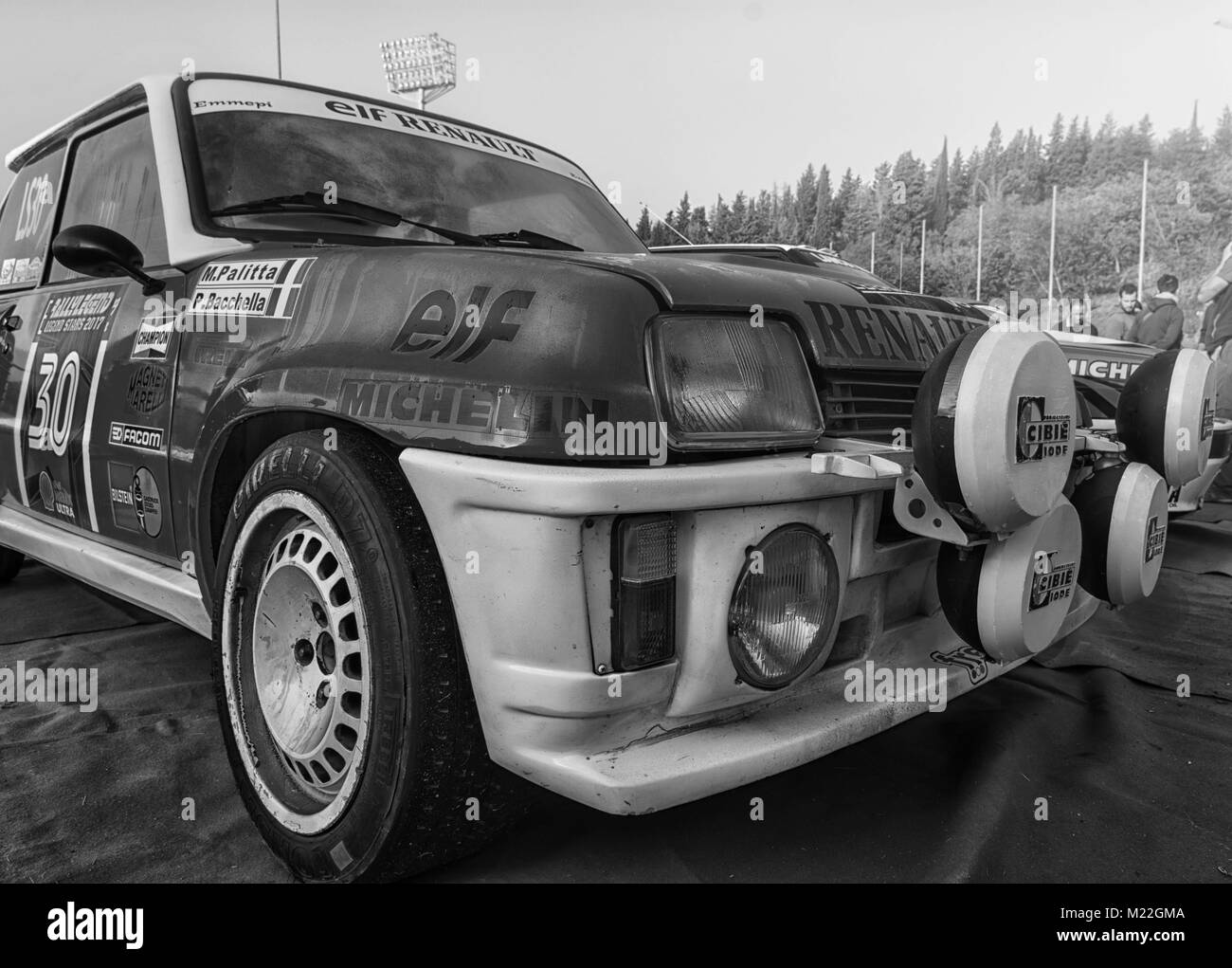 RENAULT 5 GT TURBO 1982 old racing car rally Stock Photo - Alamy