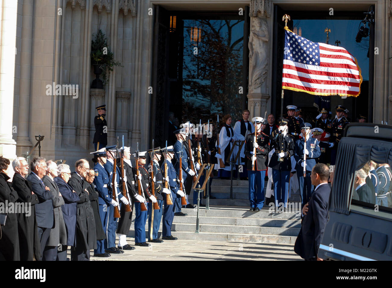 The casket holding the body of President Gerald R. Ford is carried to ...