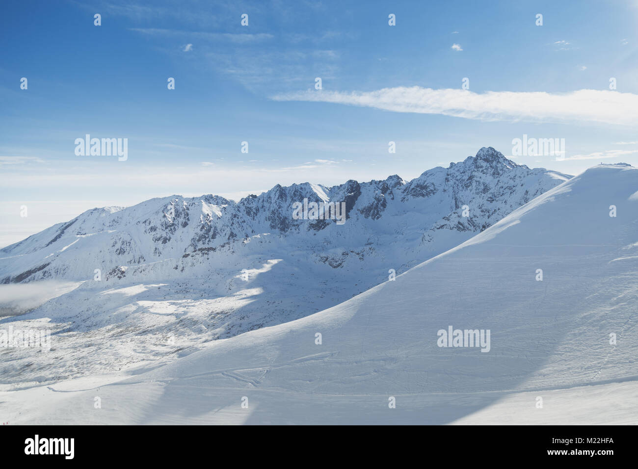 Blue mountain resorts hi-res stock photography and images - Alamy