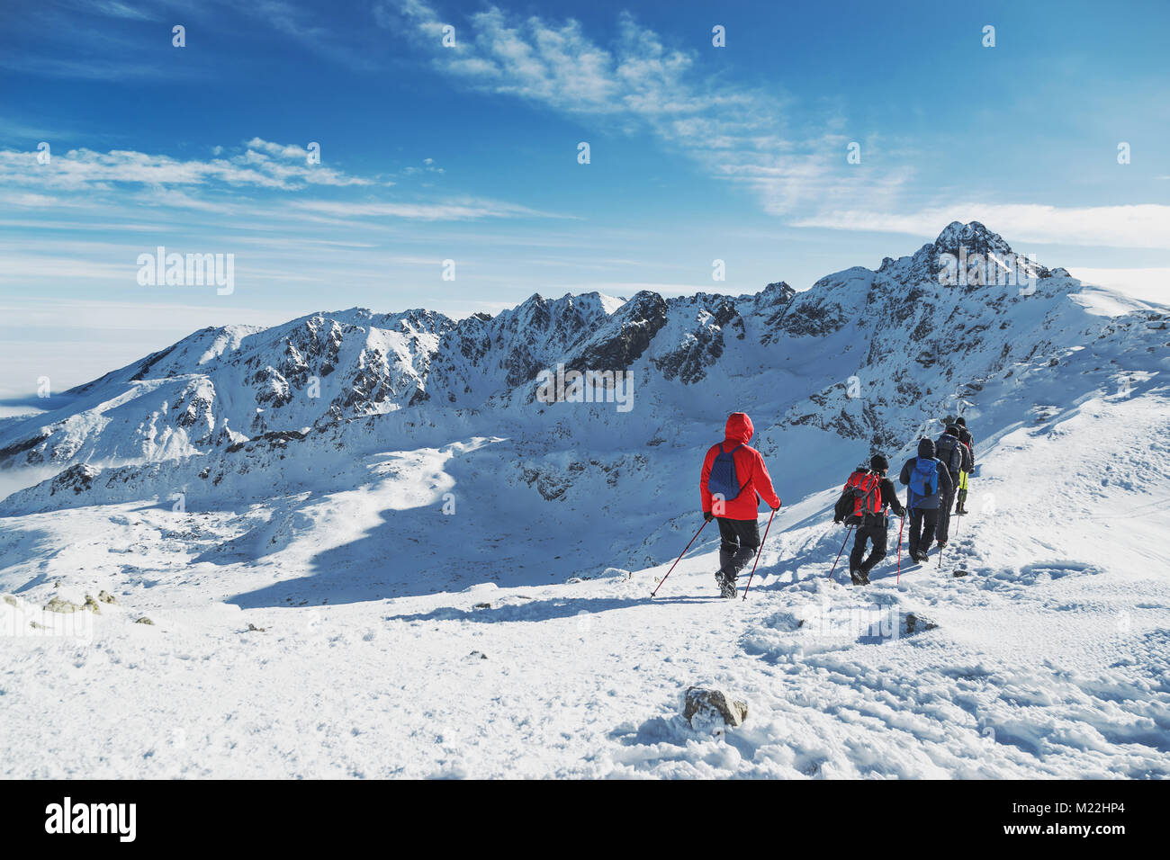 Group climb everest hi-res stock photography and images - Alamy