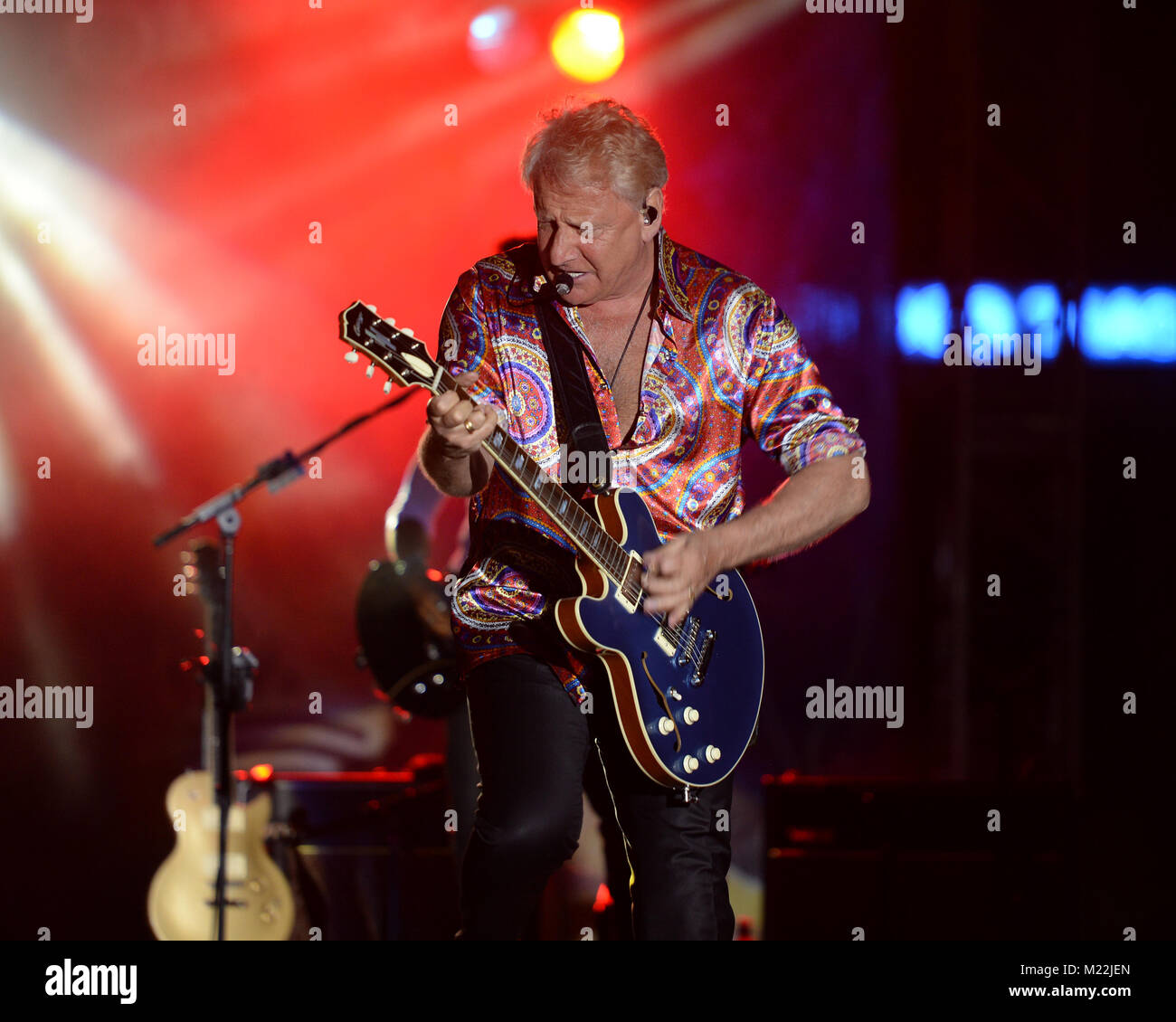 Graham russell air supply perform hi-res stock photography and images ...