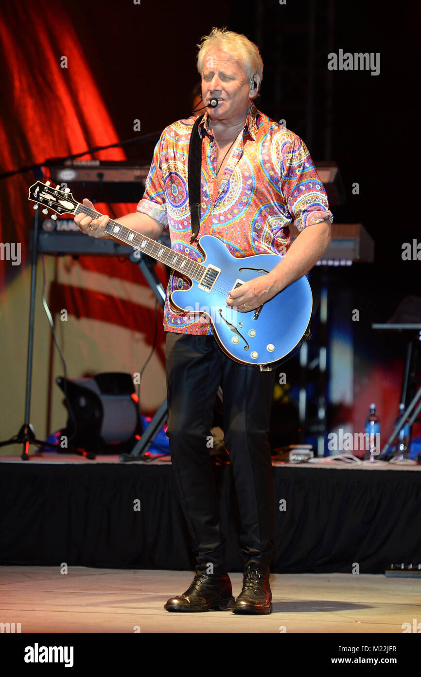 Graham russell air supply perform hi-res stock photography and images ...