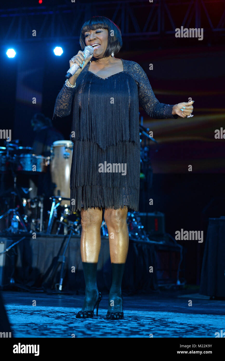 BOCA RATON - APRIL 05: Patti LaBelle performs at the Boca Country Club ...
