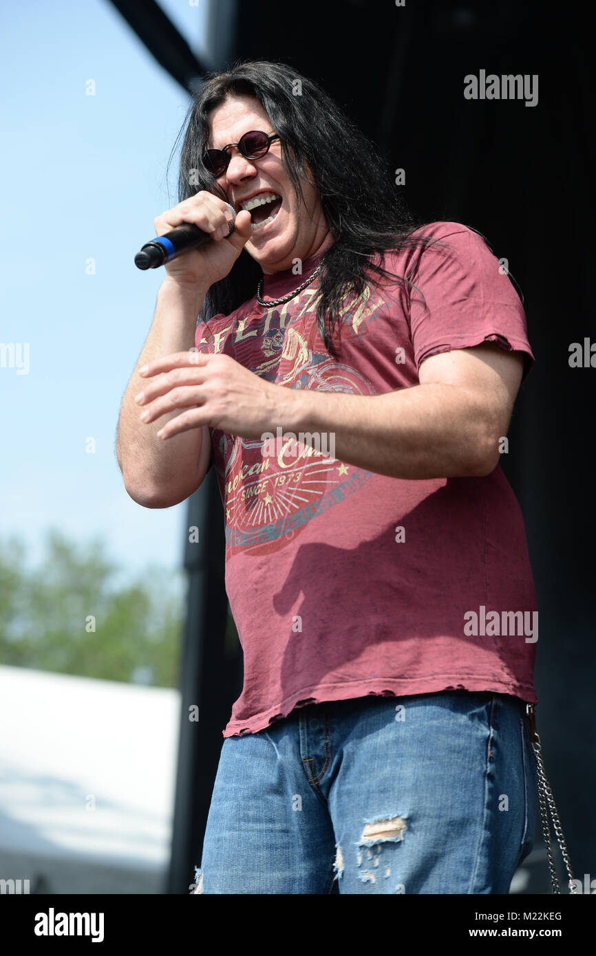 Mark slaughter hi-res stock photography and images - Alamy