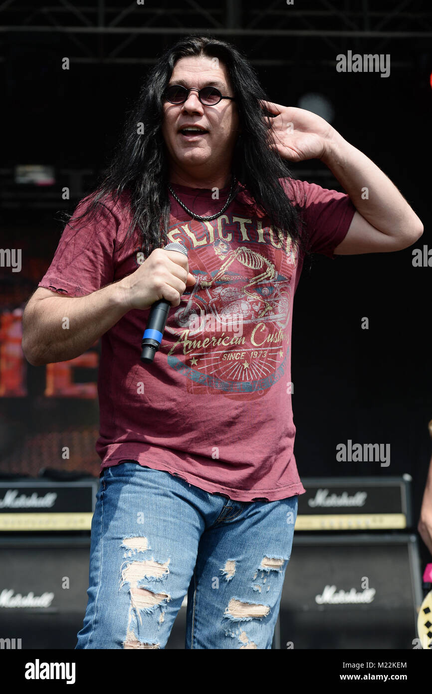 Mark slaughter hi-res stock photography and images - Alamy