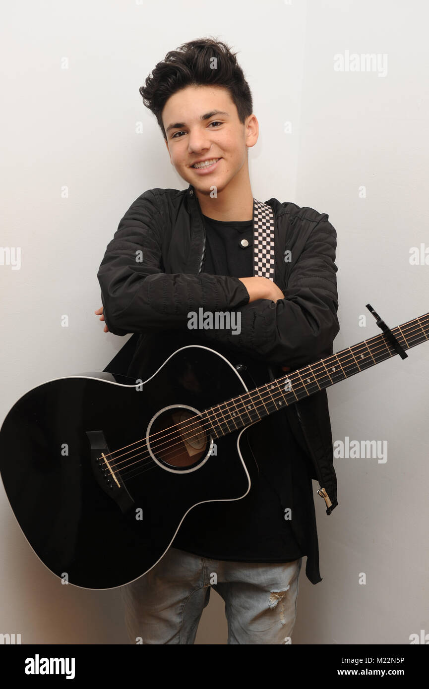 AVENTURA FL - MARCH 20: Daniel Skye at Macy's on March 20, 2016 in ...