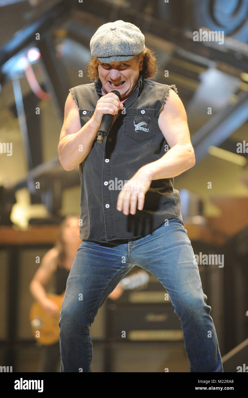 SUNRISE, FL - DECEMBER 20: Brian Johnson of AC/DC perform at the Bank ...