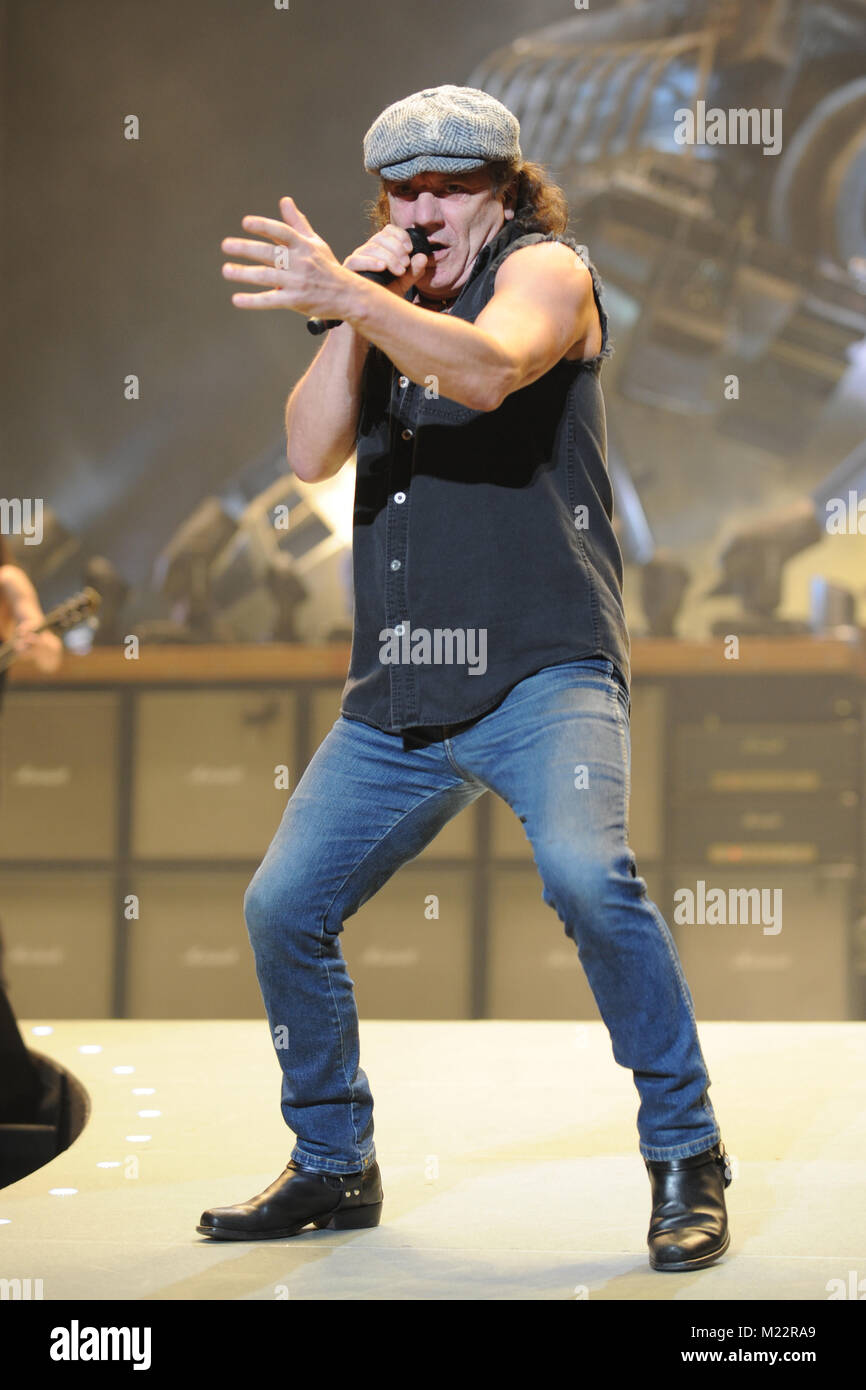 SUNRISE, FL - DECEMBER 20: Brian Johnson of AC/DC perform at the Bank ...
