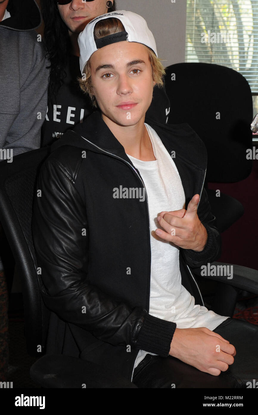 MIAMI, FL - MARCH 30: (EXCLUSIVE COVERAGE) Diplo, Justin Bieber and ...