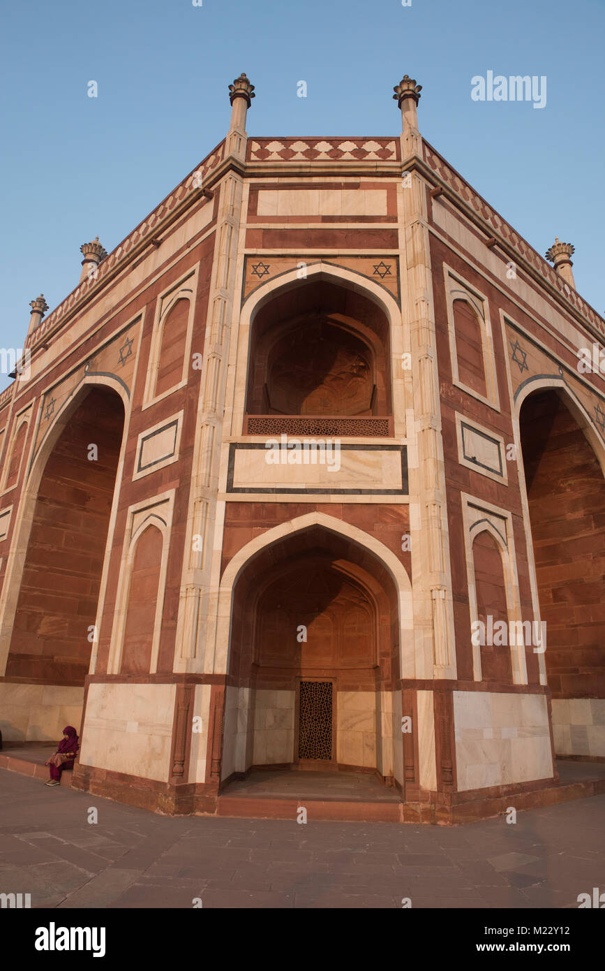 Humayun’s tomb pattern hi-res stock photography and images - Alamy
