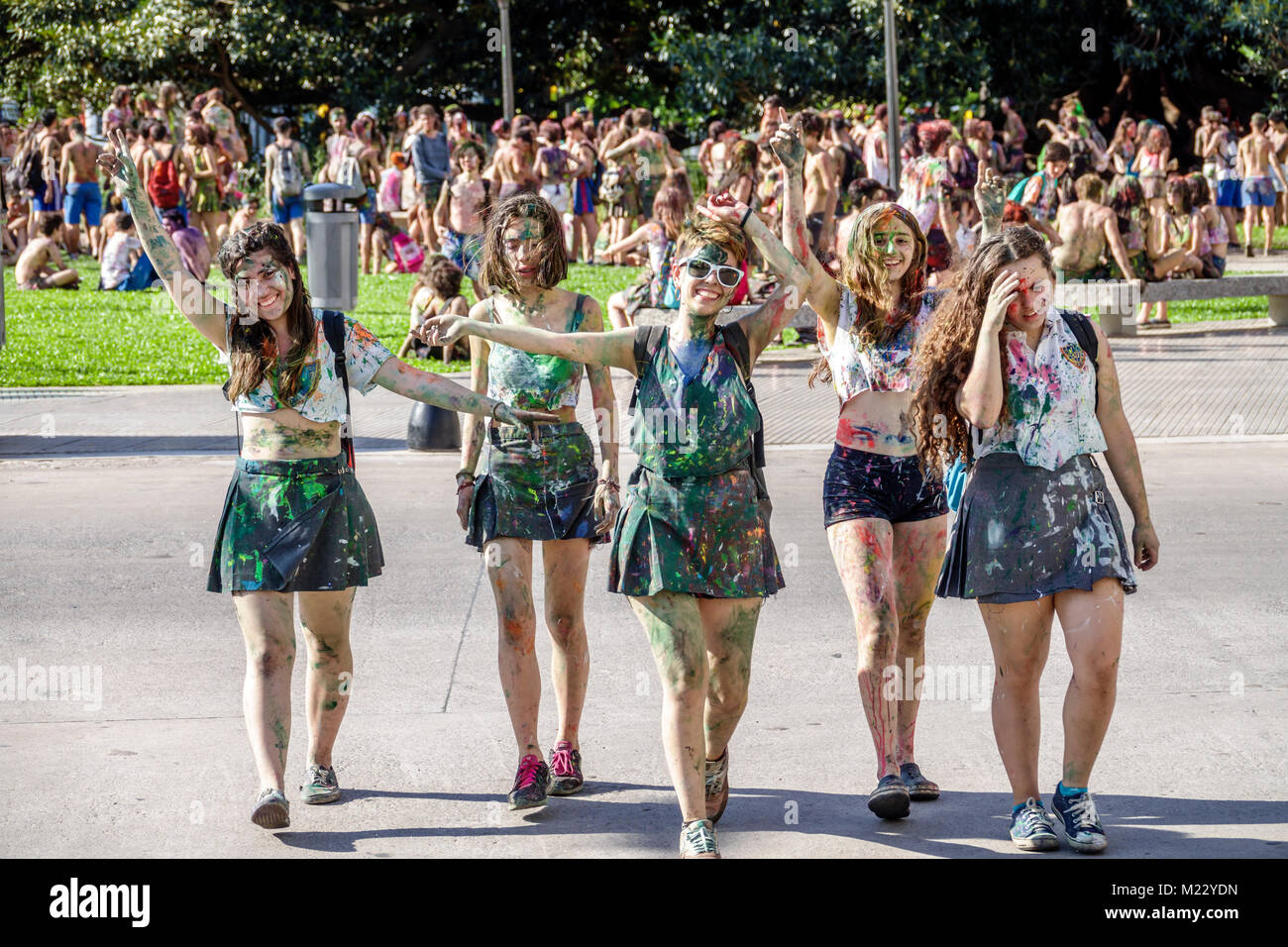 Female american teenagers hi-res stock photography and images - Alamy
