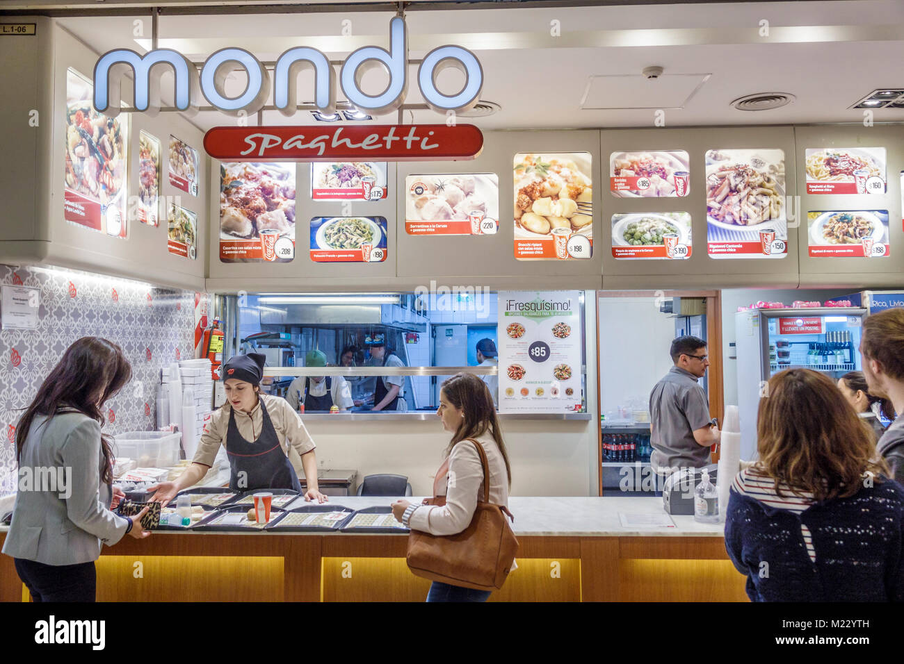Food court in mall america hi-res stock photography and images - Alamy