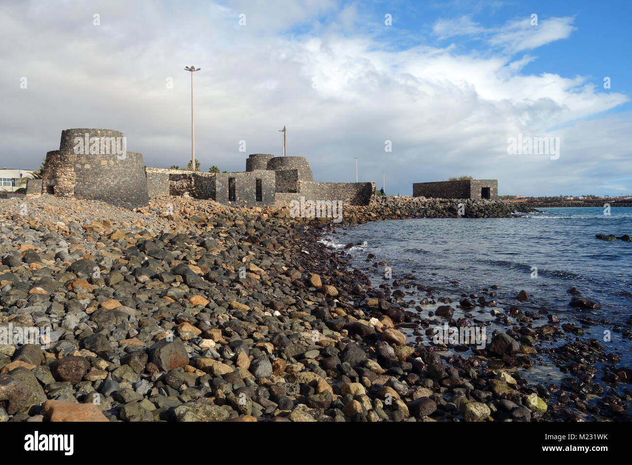 The Old Castle on the beach in Caleta de le Guirra, Caleta de Fuste ...