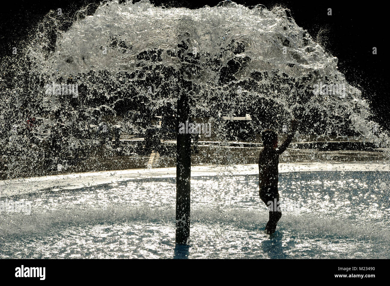 Ynysangharad War Memorial Park, Pontypridd. Public Lido Outdoor ...