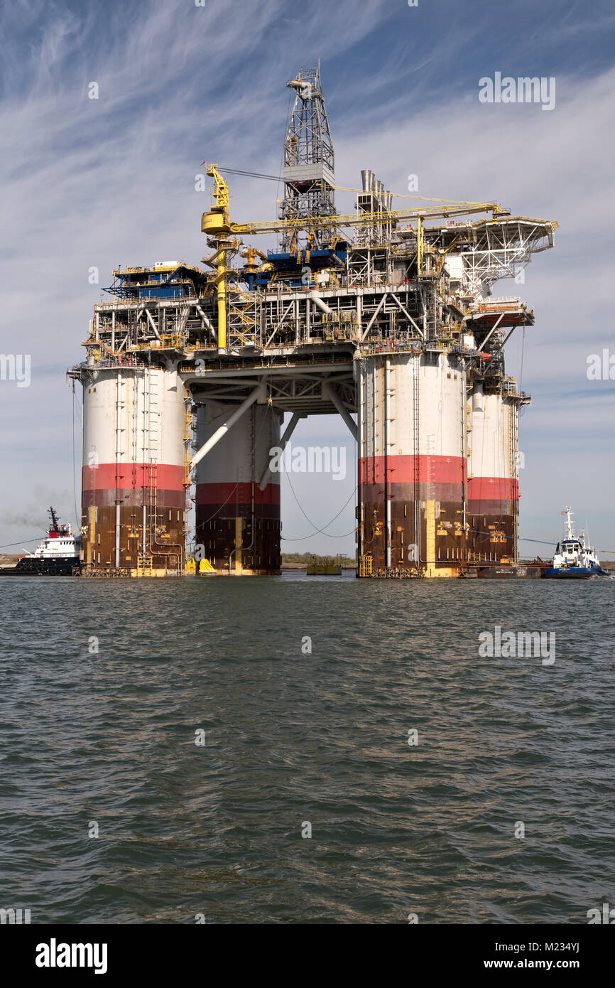 'Big Foot' Chevron's Kiewit Offshore Deep Ocean Platform, oil & natural ...