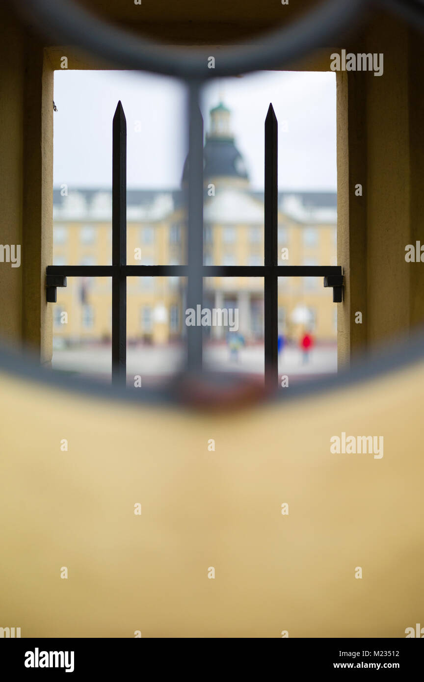 Sentry house Karlsruhe Palace Karlsruhe Baden-Württemberg Germany Stock ...