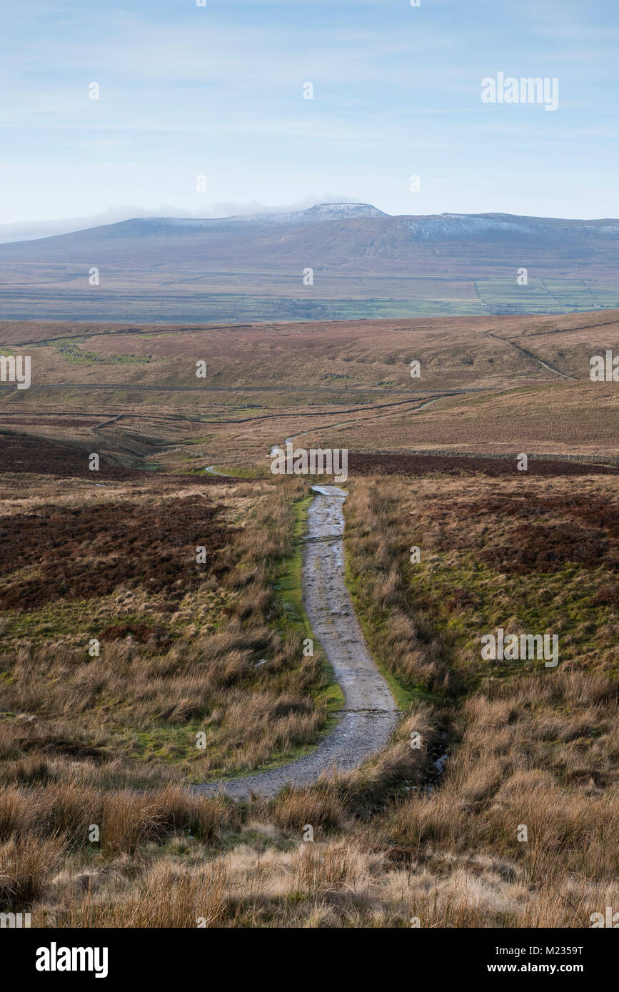 Pennine Way route leading down towards Hull Pot and the route to Horton ...
