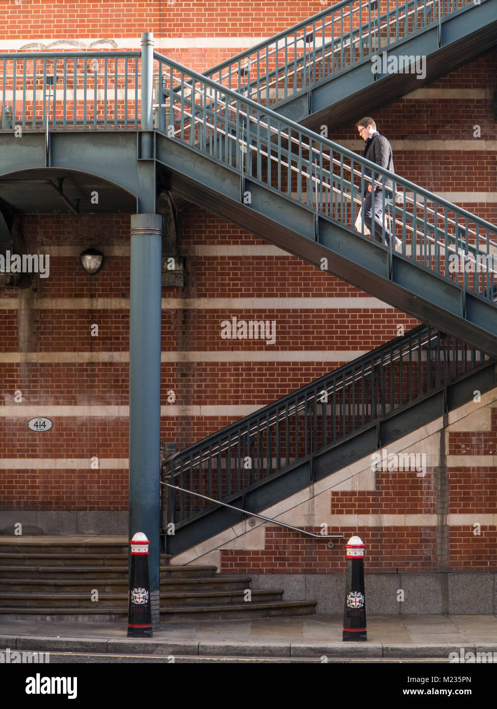 Symmetrical stairs hi-res stock photography and images - Alamy
