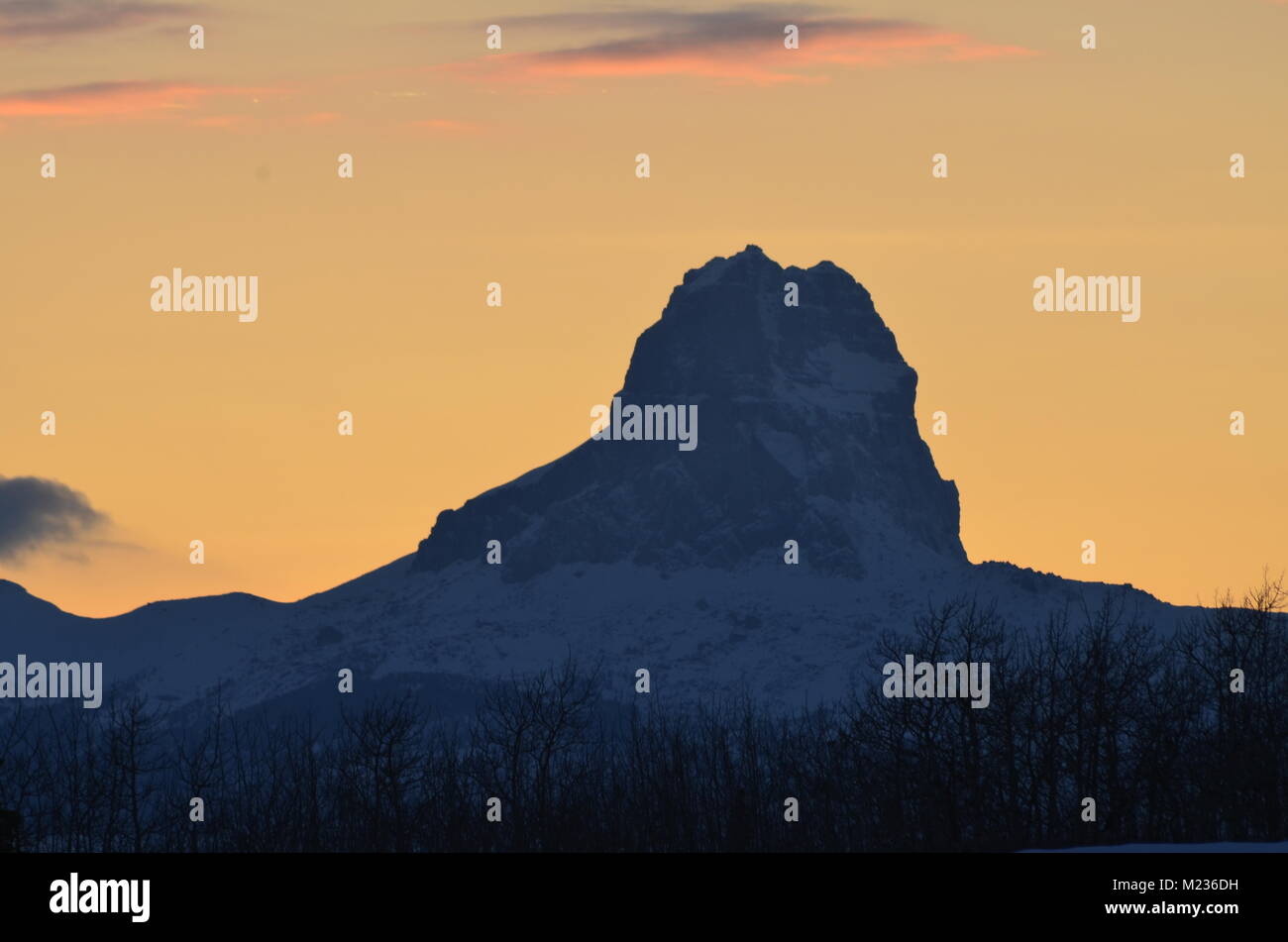 Chief mountain hi-res stock photography and images - Alamy
