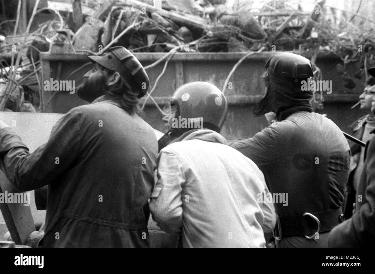 Rescuers after the deadly earthquake of March 1977 in Bucharest ...