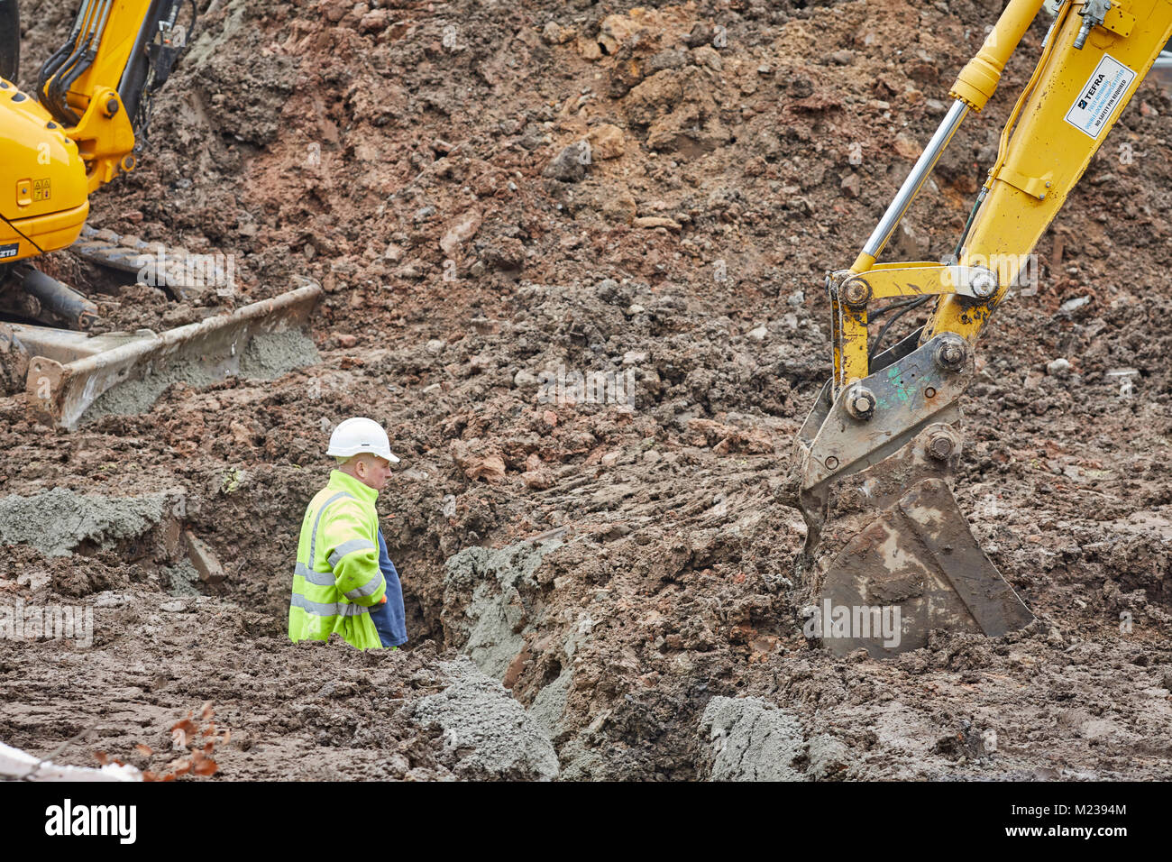 Foundations construction new housing hi-res stock photography and ...