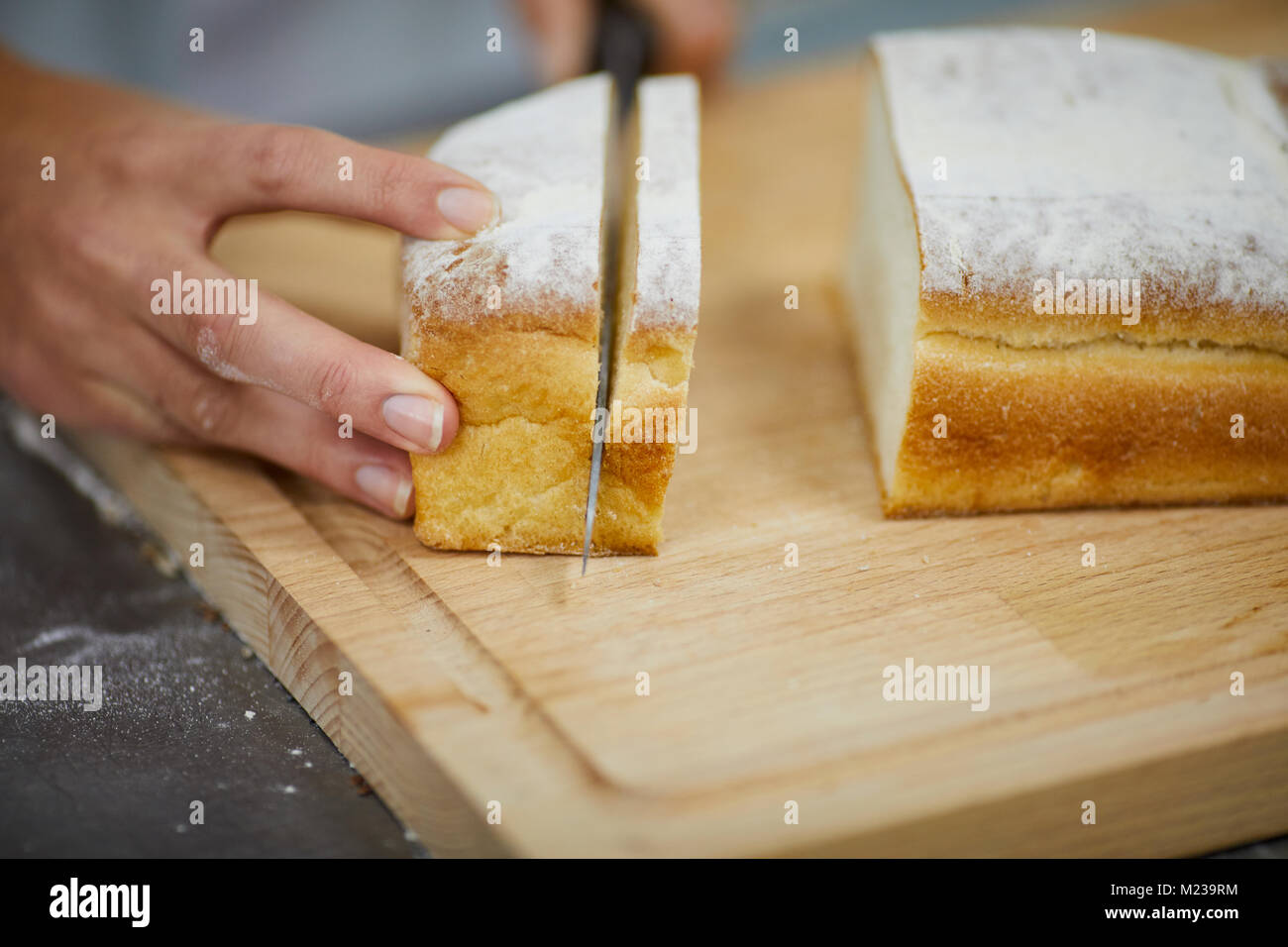 Bread making factory hi-res stock photography and images - Alamy