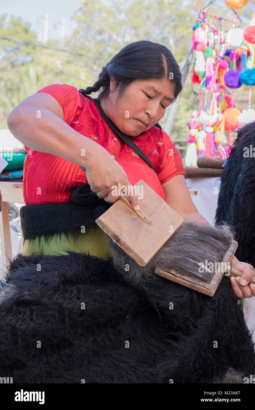Mexico chiapas embroidery hi-res stock photography and images - Alamy