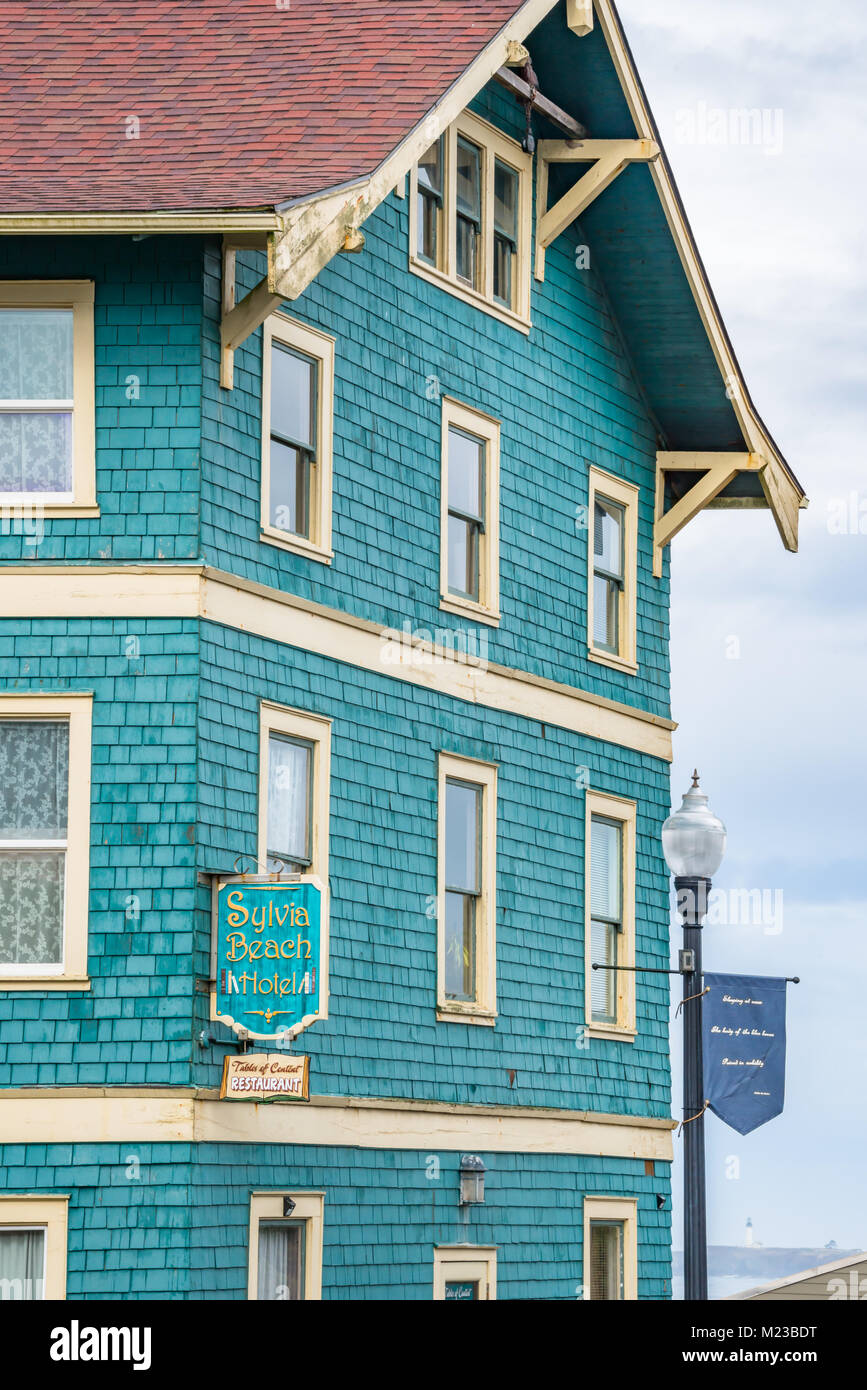 Historic Sylvia Beach Hotel, Nye Beach, Newport, Oregon. Vertical Stock ...