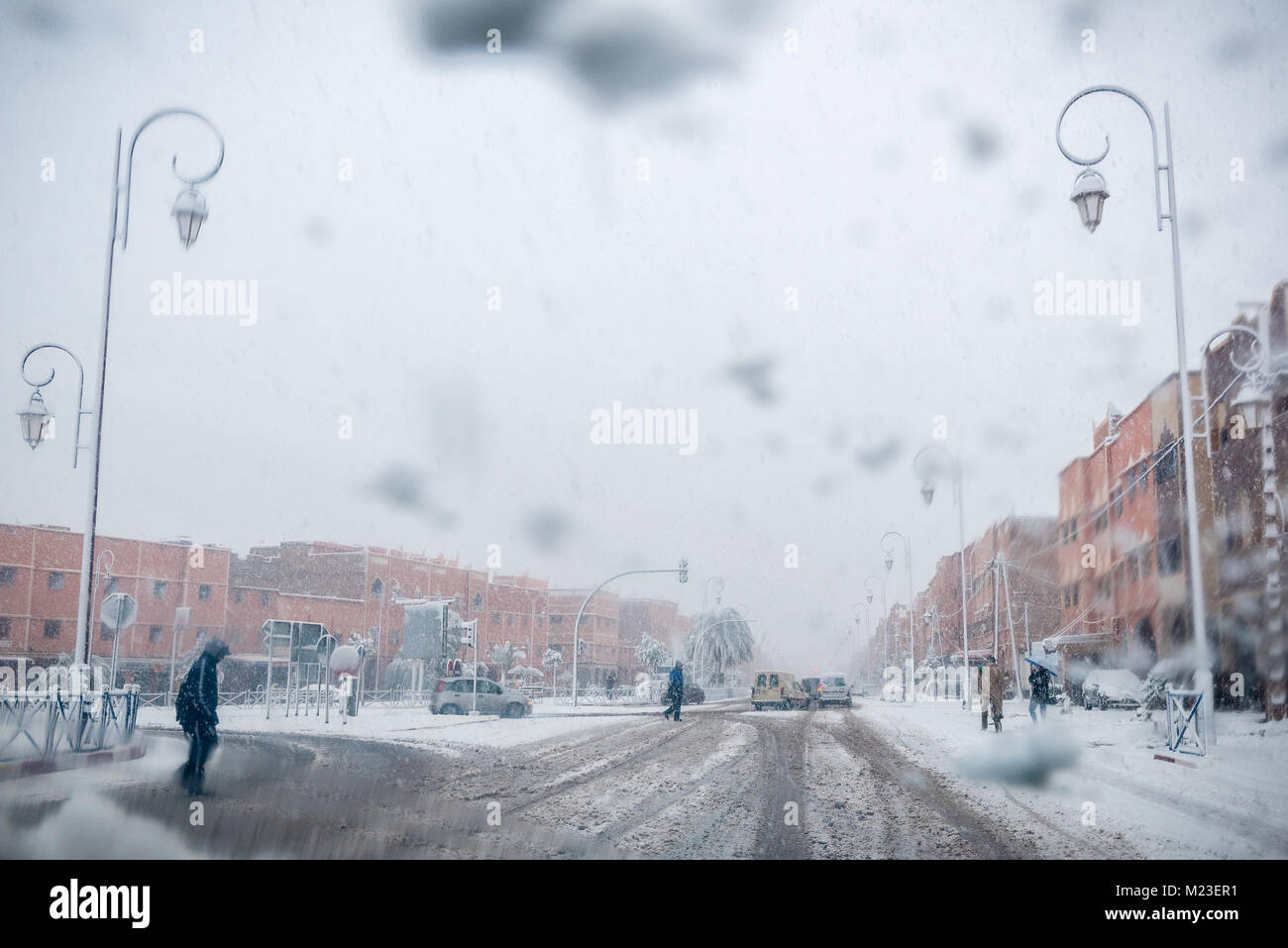 Snow in south of morocco hi-res stock photography and images - Alamy