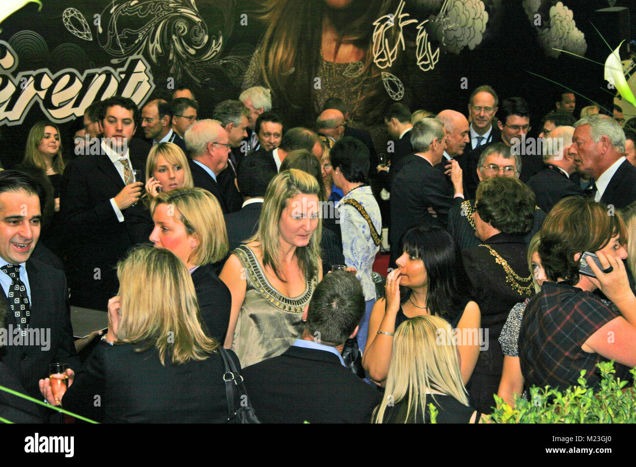 High society party hi-res stock photography and images - Alamy