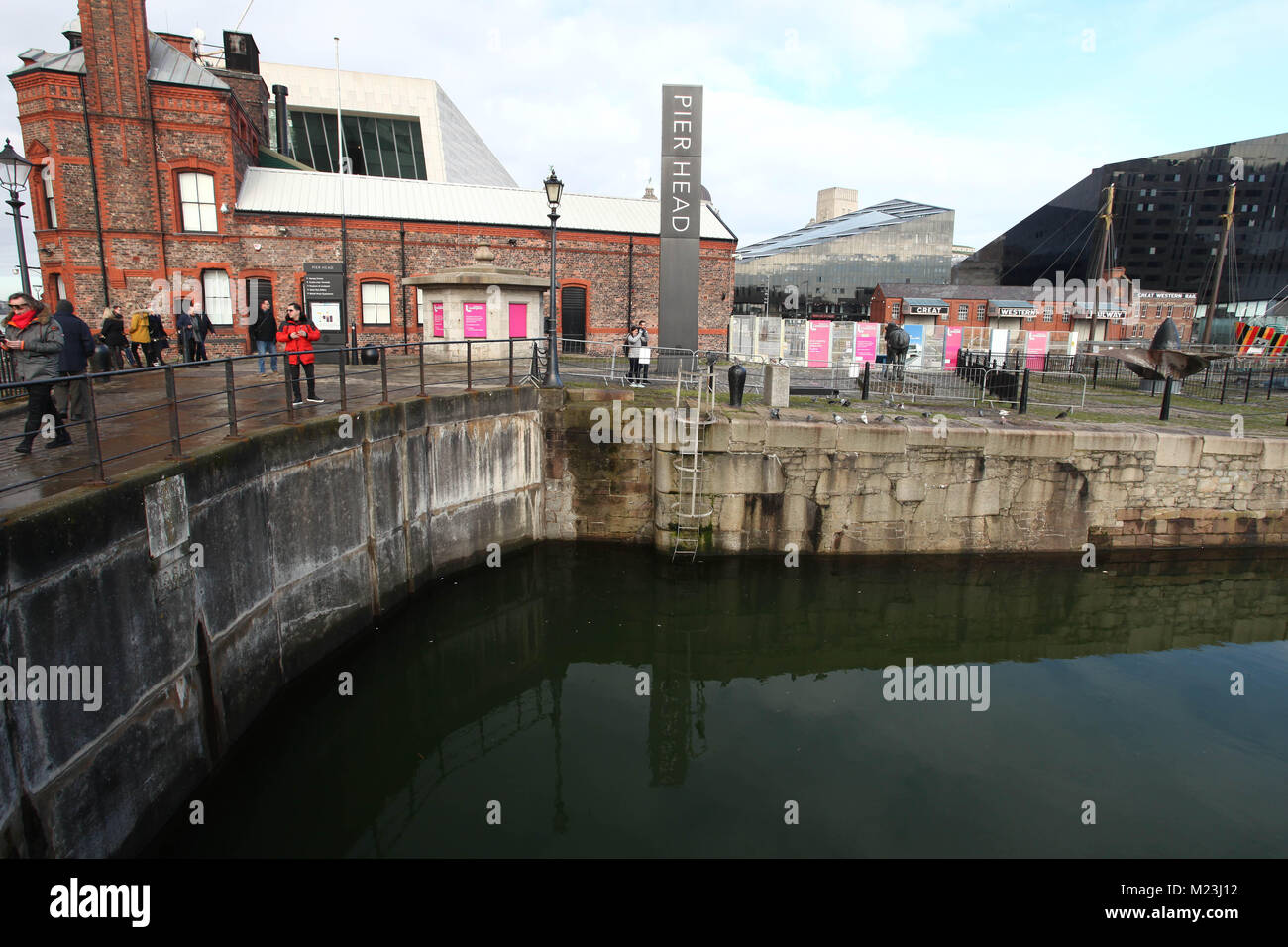 One albert quay quay hi-res stock photography and images - Alamy