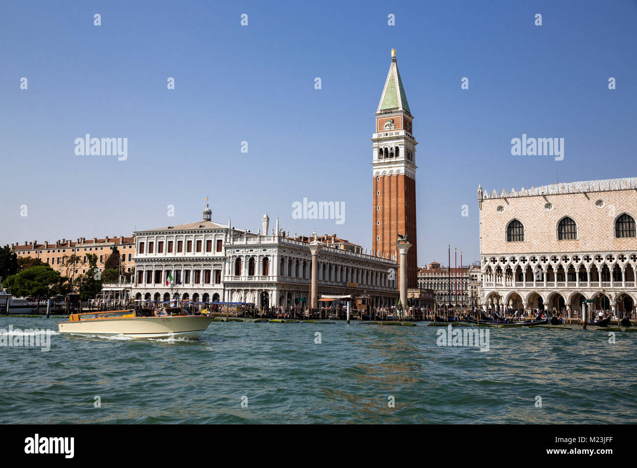 Saint marco venice hi-res stock photography and images - Alamy