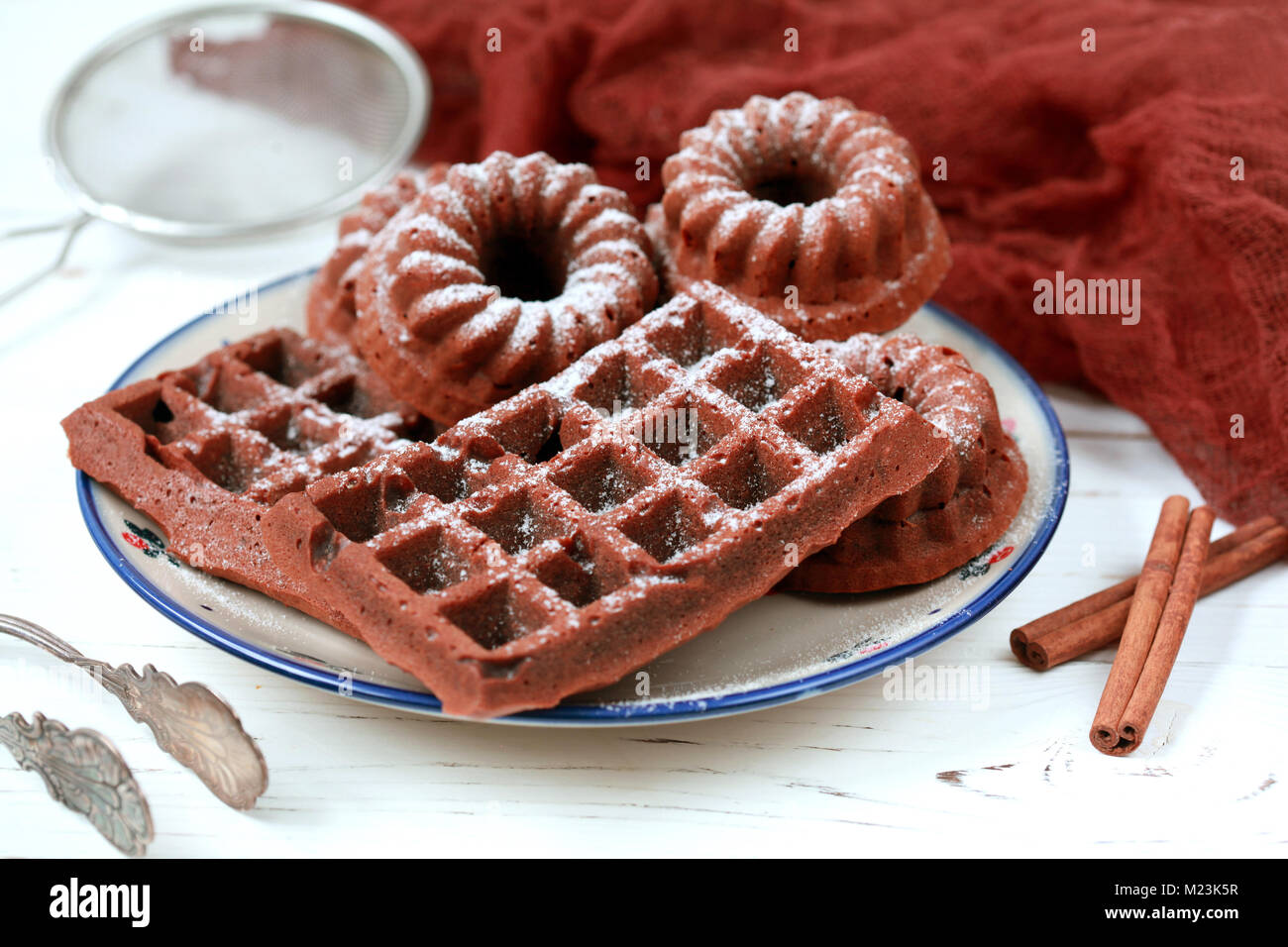Cocoa waffles hi-res stock photography and images - Alamy