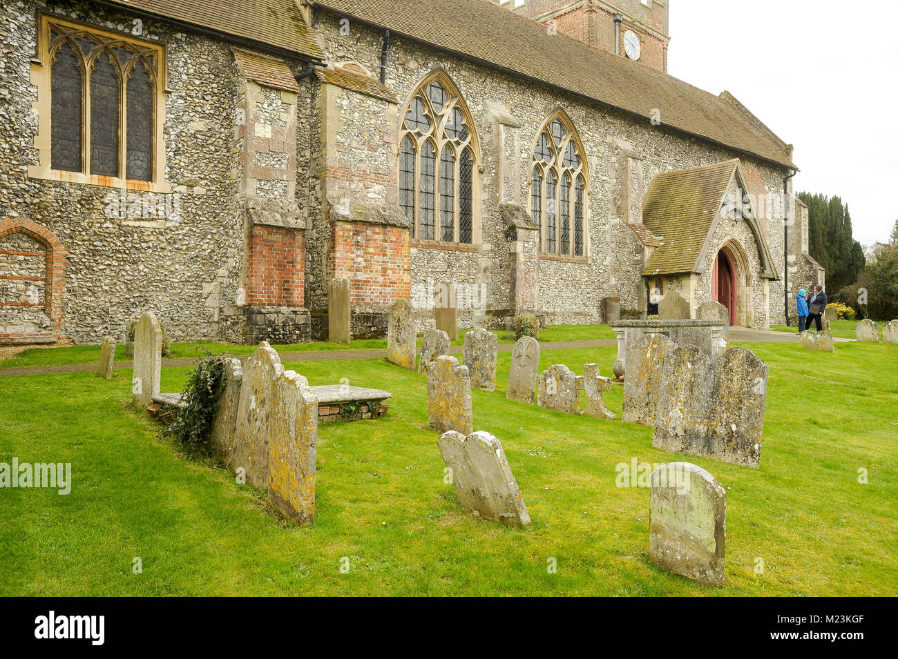 Odiham church hi-res stock photography and images - Alamy