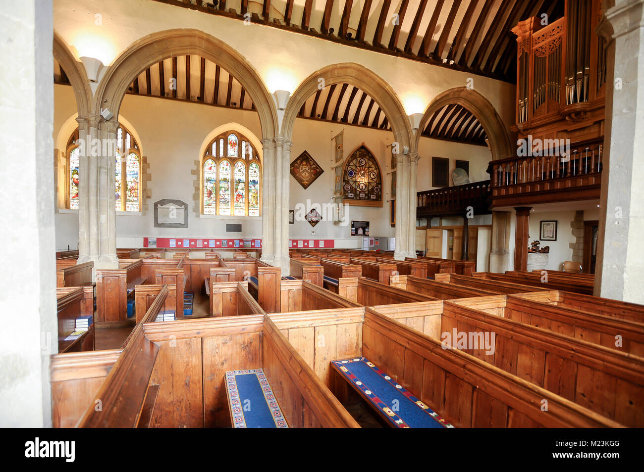 Odiham church hi-res stock photography and images - Alamy