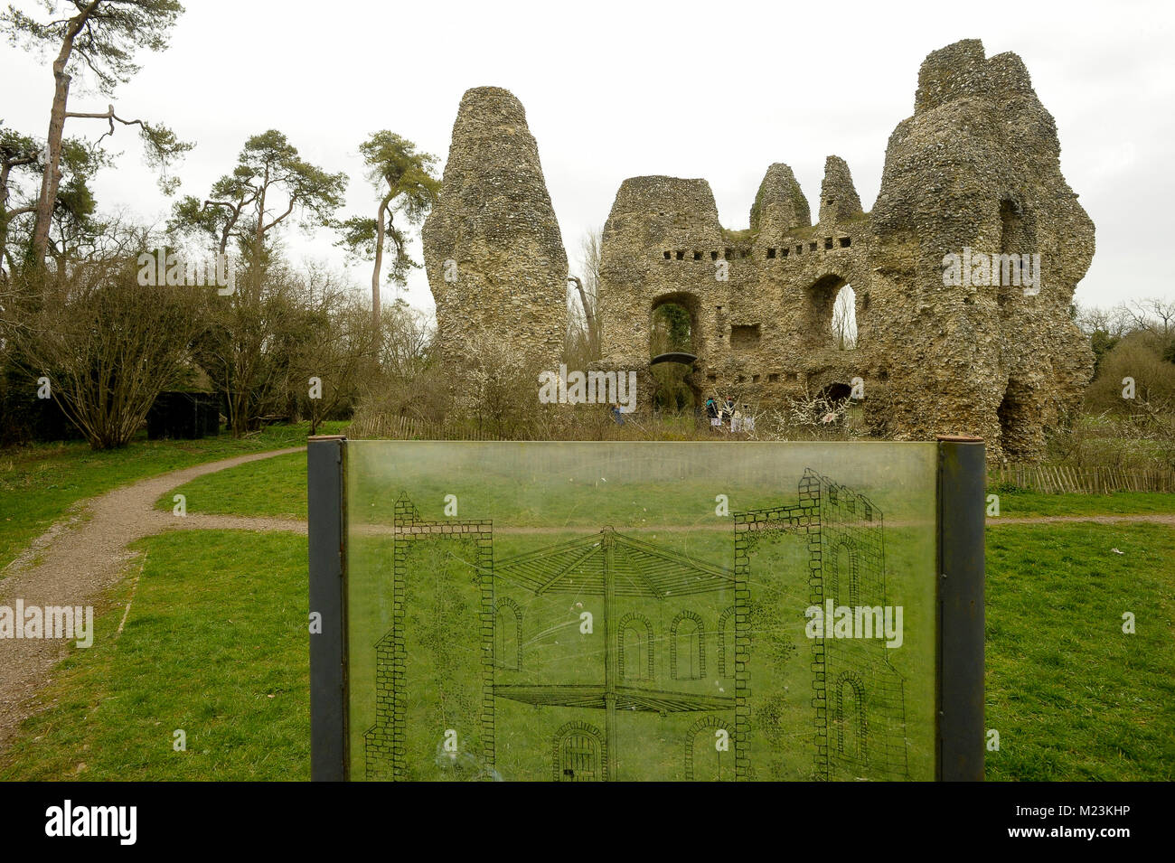 King johns castle odiham hi-res stock photography and images - Alamy