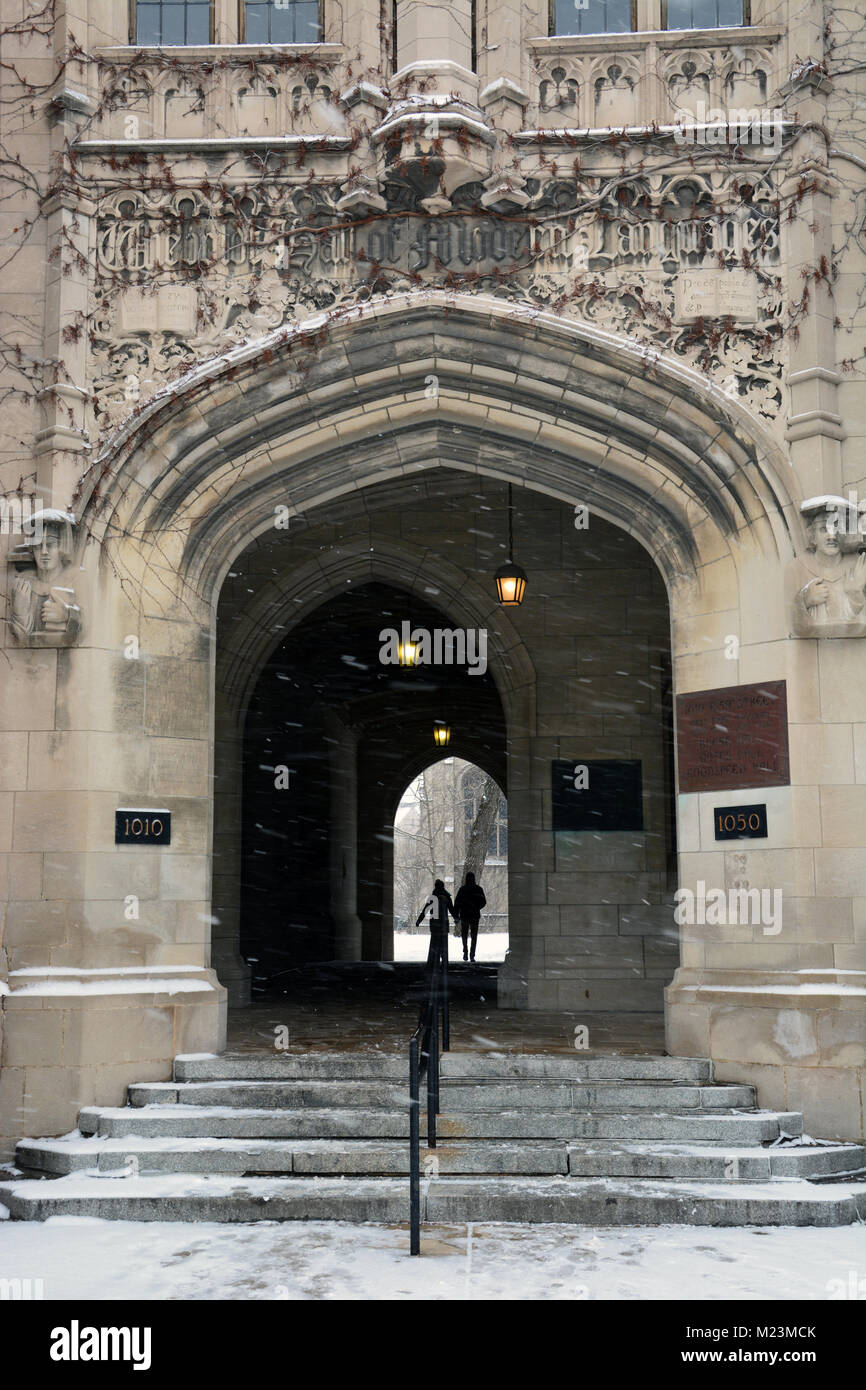 Arched passageway through the Harper Memorial Library on the University ...