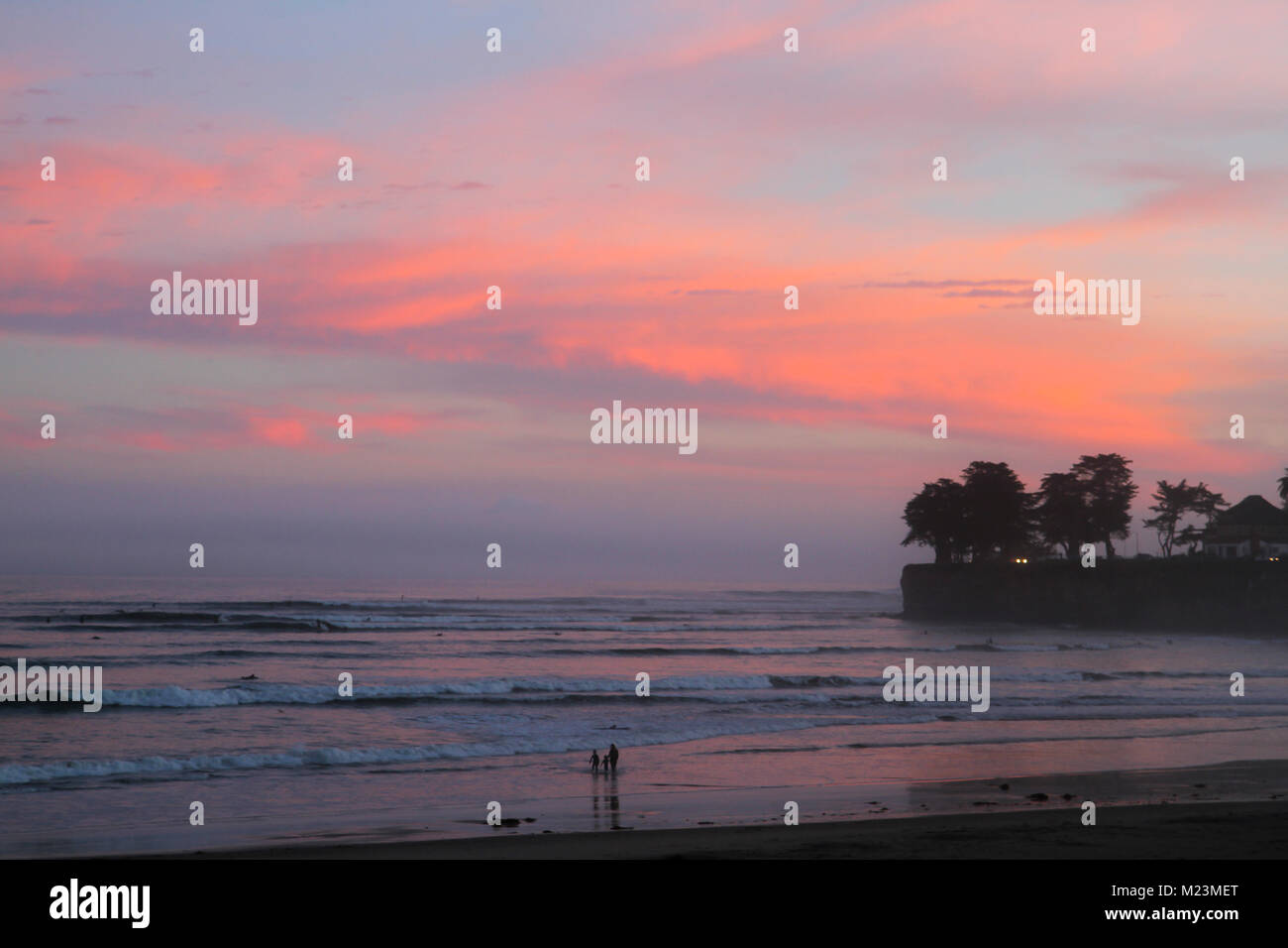 Cowell's beach hi-res stock photography and images - Alamy
