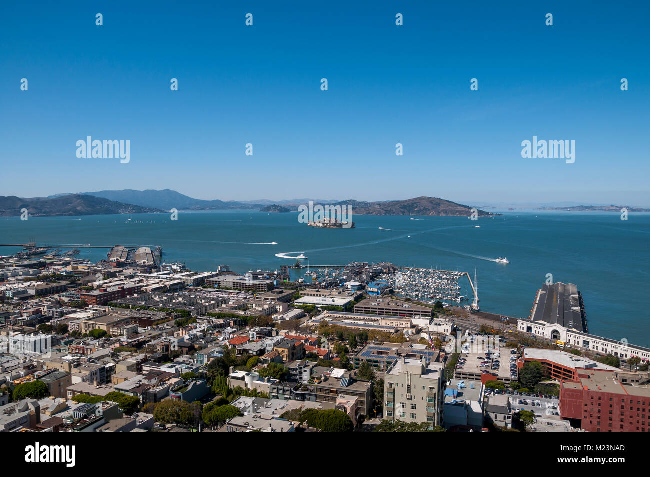 Alcatraz island prison water tower hi-res stock photography and images ...