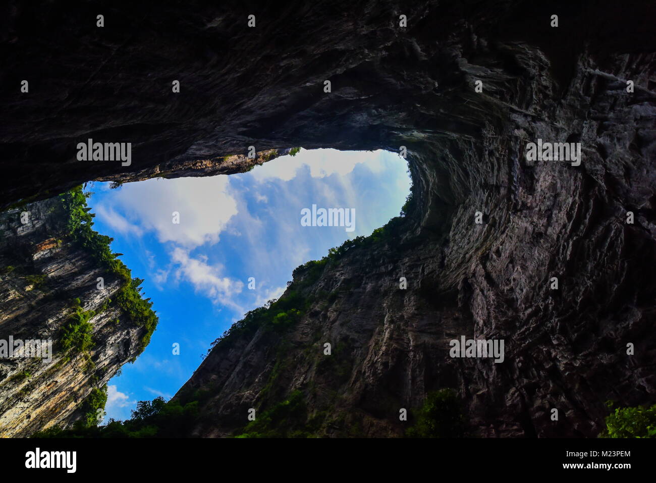 Chongqing China Three Natural Bridges Wulong ancient natural bridge ...