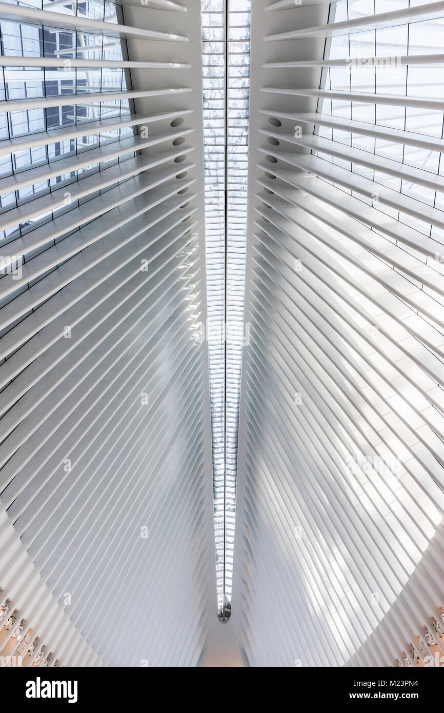 Abstract building, Oculus hub roof interior in New York City Stock ...