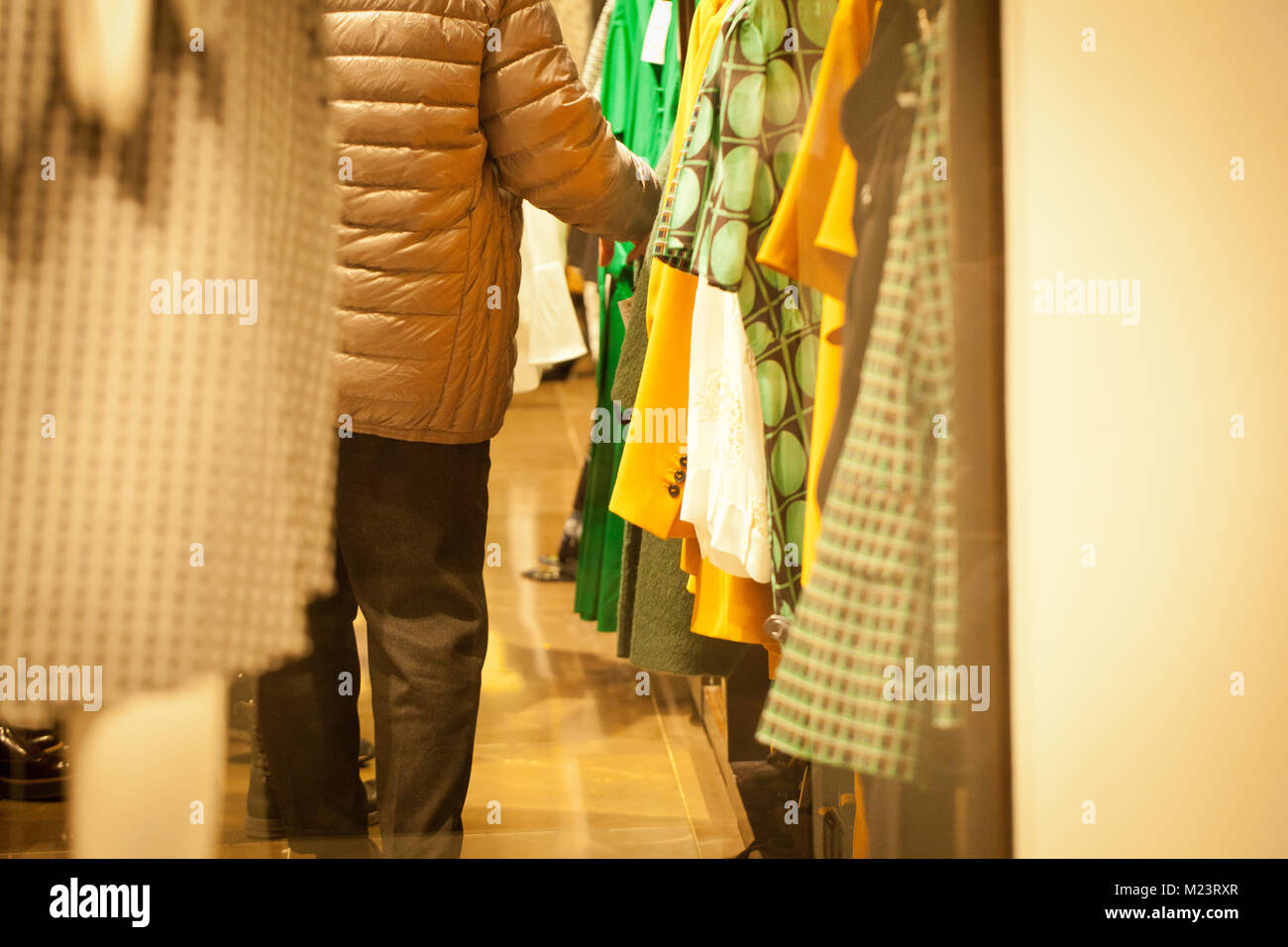 people doing shopping in a store Stock Photo - Alamy