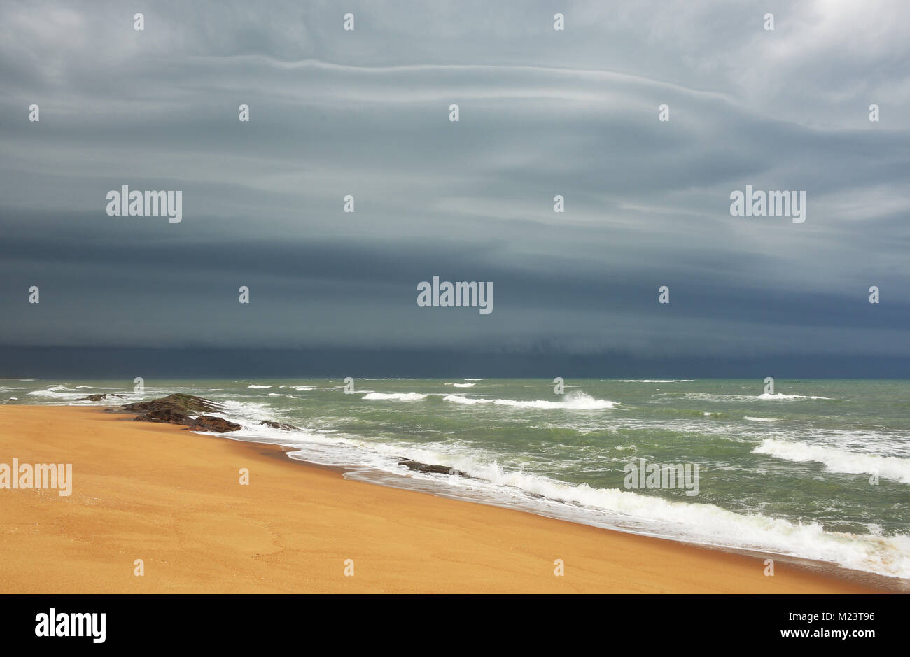 Scary beach hi-res stock photography and images - Alamy