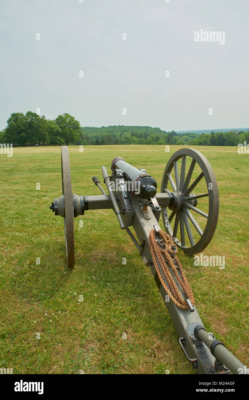 Muzzle loading rifled artillery hi-res stock photography and images - Alamy