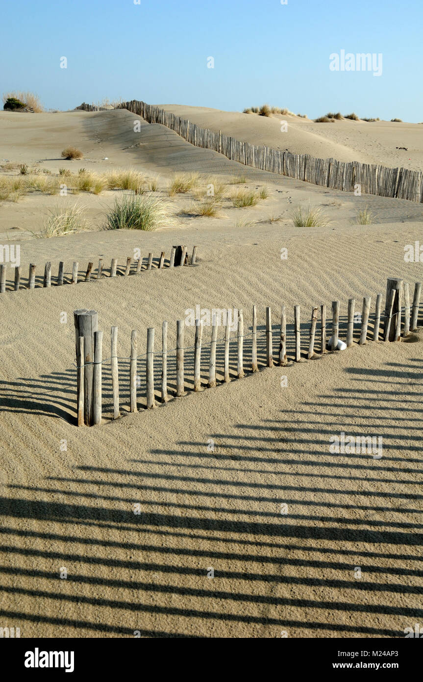 Dune Fencing High Resolution Stock Photography and Images - Alamy