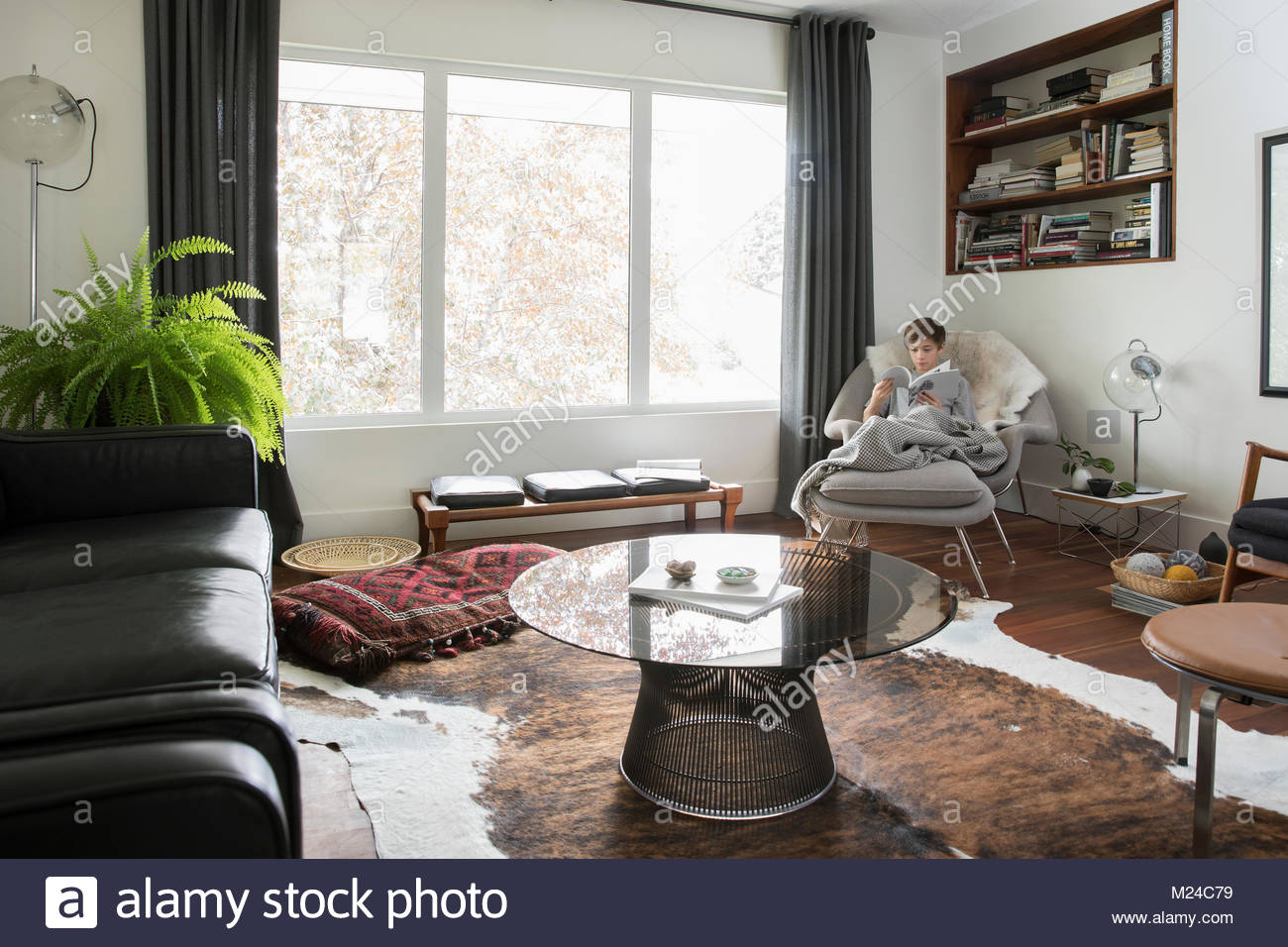 Corner of a japanese reading room hi-res stock photography and images ...