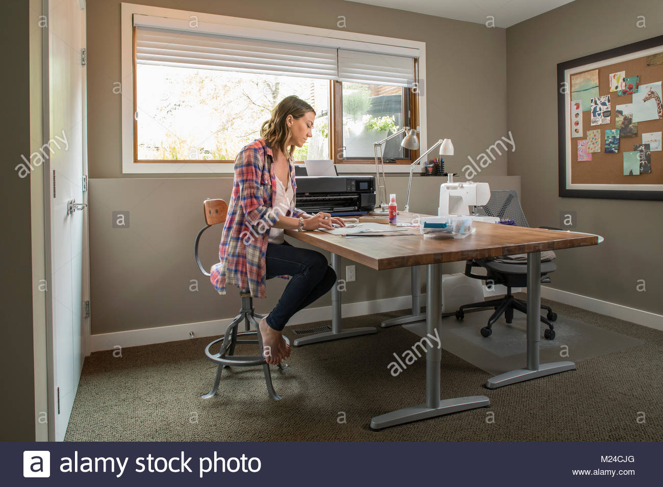 Business at home crafts hi-res stock photography and images - Alamy