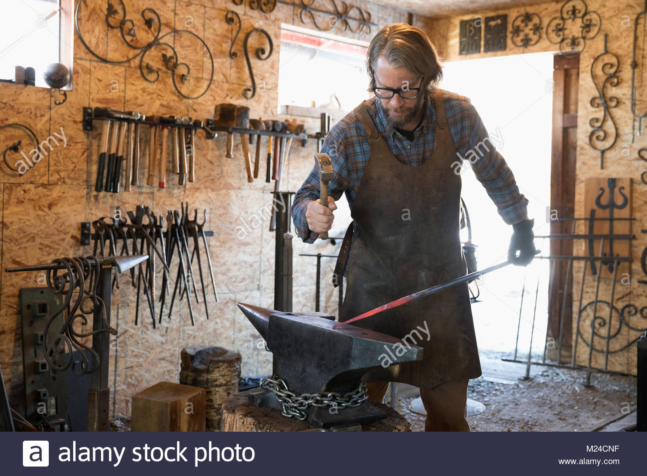 Forging hammer hi-res stock photography and images - Alamy
