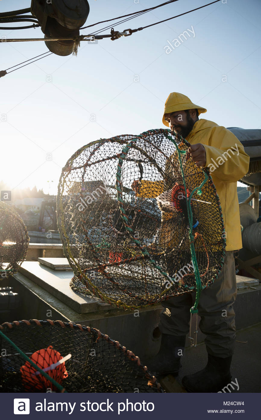 Native american fishing net hi-res stock photography and images - Alamy